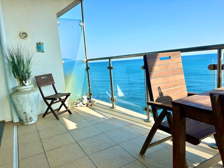 Seaescape - Westward Ho!