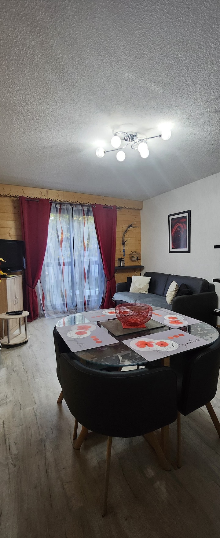 Tout Confort, Hyper Centre Wifi Parking 47 M2 - Bagnères-de-Luchon