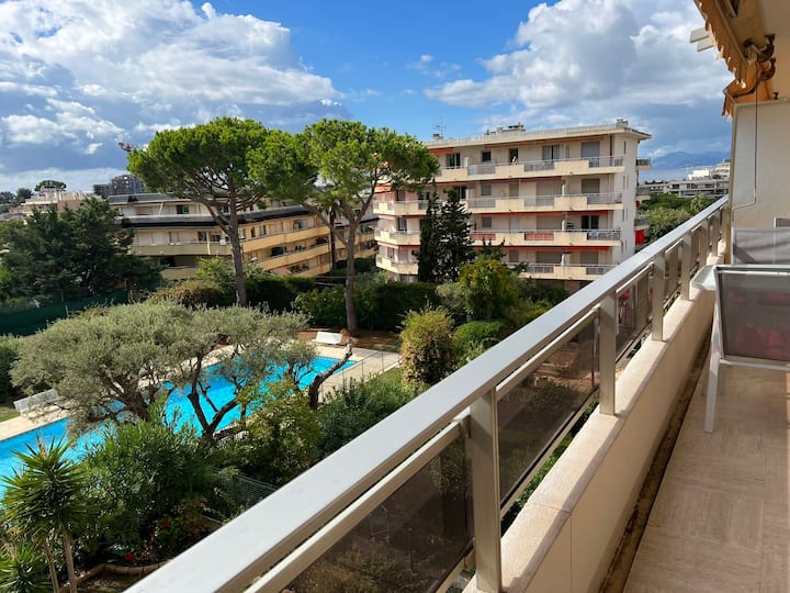 Grand Appart Piscine+tennis+garage à Juan Les Pins - Antibes