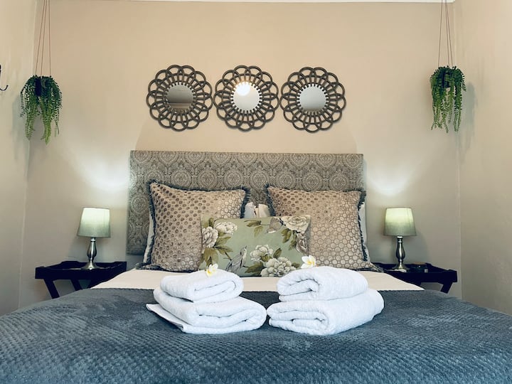Anna's Cottage - Centurion