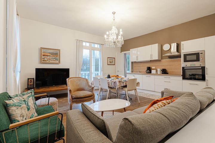 Grand 5 Pièces Bord De Plage Et Centre - Cabourg