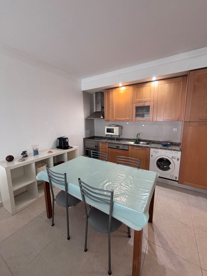 Excelente Apartamento No Algarve Com Piscina. - Portimão