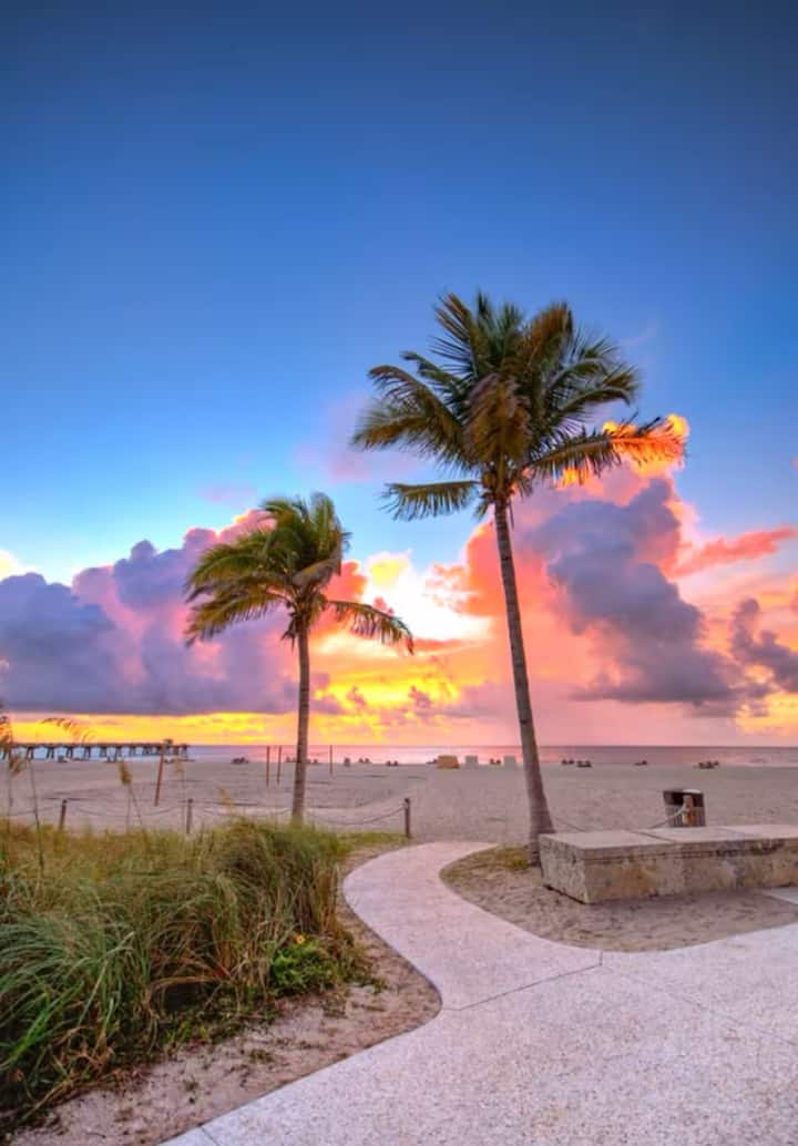 Getaway In Palm Aire W/plunge Pool - Coral Springs, FL