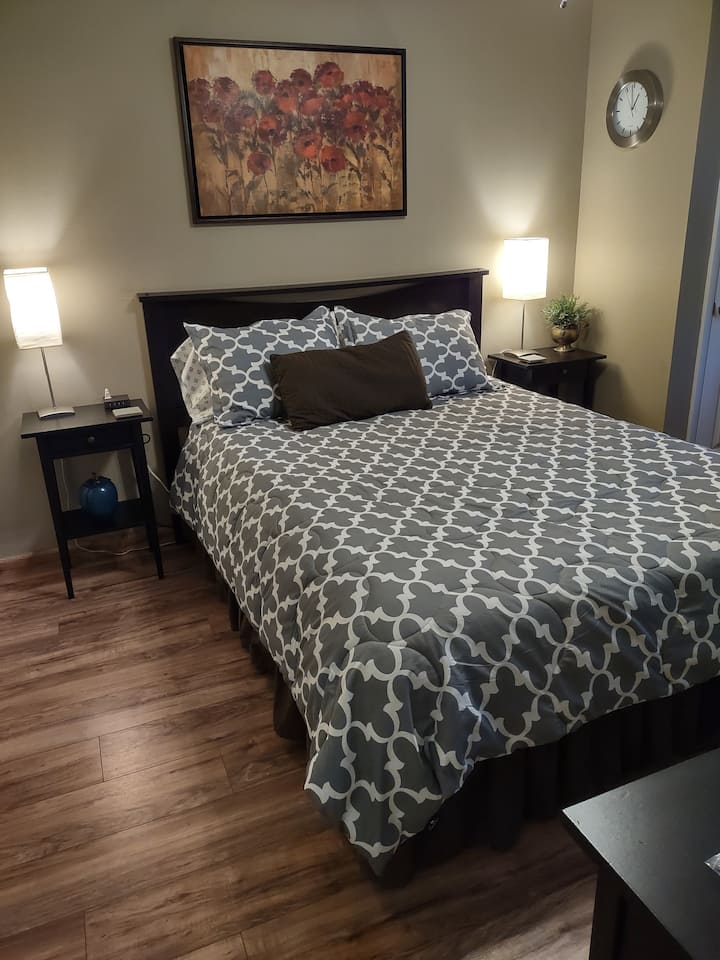 Hidden Gem! Private 1 Bed/1ba 8 Min To Airport - Salt Lake City Airport (SLC)