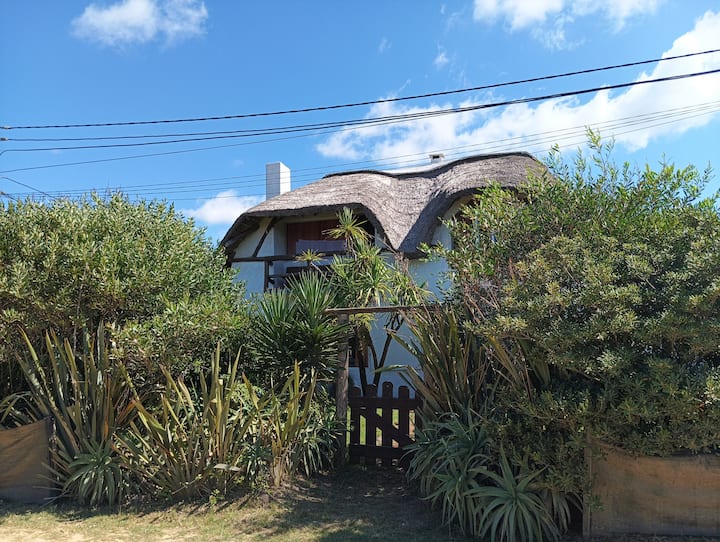 Casa De Quincho Con Vista Al Mar, En Playa Serena - La Paloma
