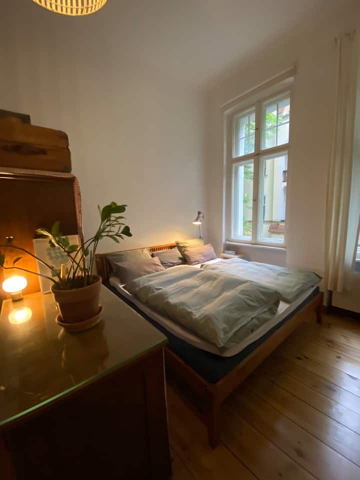 Familienfreundliche  Altbauwohnung Am Park - Berlin