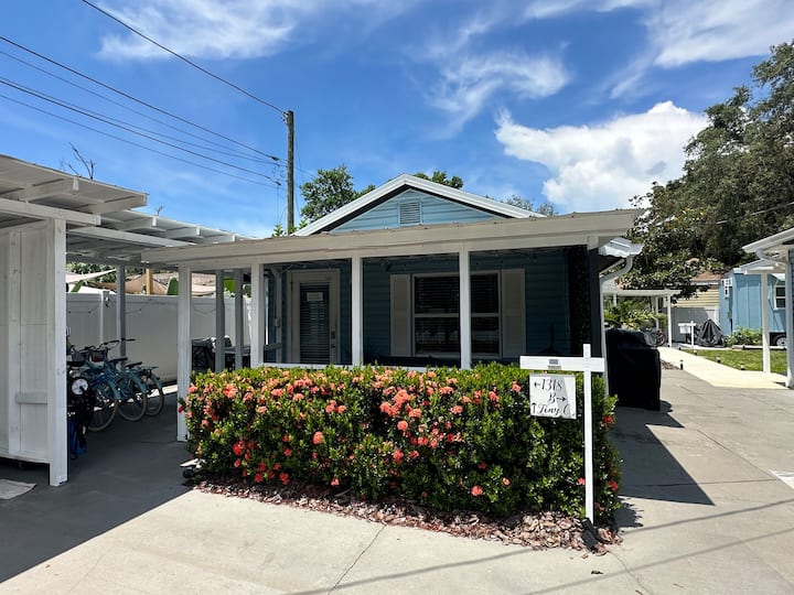 Coastal Cottage E - Beach Items And Bikes! - Florida