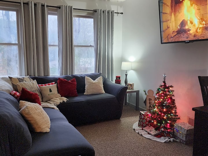 North Ga Wine Country | Dahlonega Fall Getaway - Dahlonega, GA