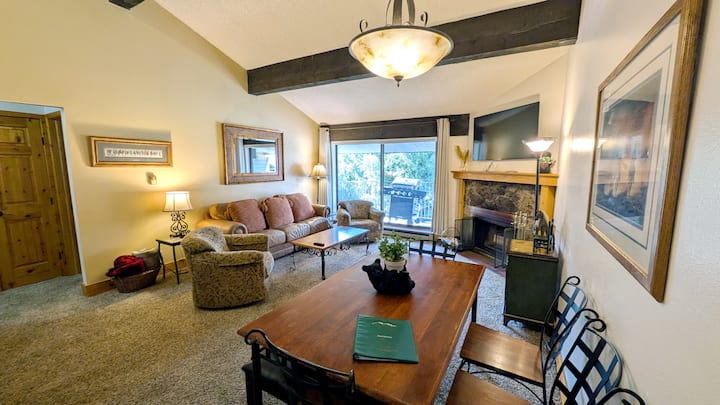 Bc West I-4 W/ Free Wi-fi, Parking, Skier Shuttle - Avon, CO