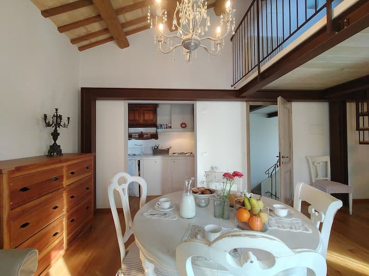 Appartamento In Casale Tra I Vigneti - Pergola