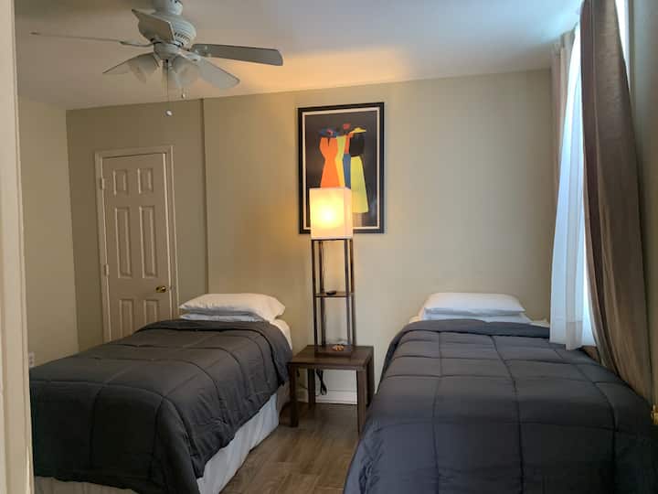 Studio 4 Lic#22-cstr-18107-24-ostr-03067 - New Orleans, LA