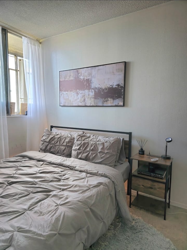 Cozy Room Near Downtown | Panoramic City Views - Ottawa