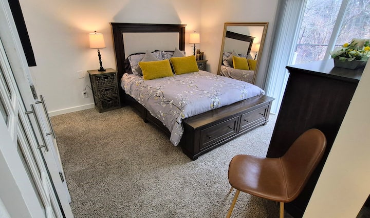 Wonderful Apartment With Private Yard Next To Msu - Michigan State University, Michigan