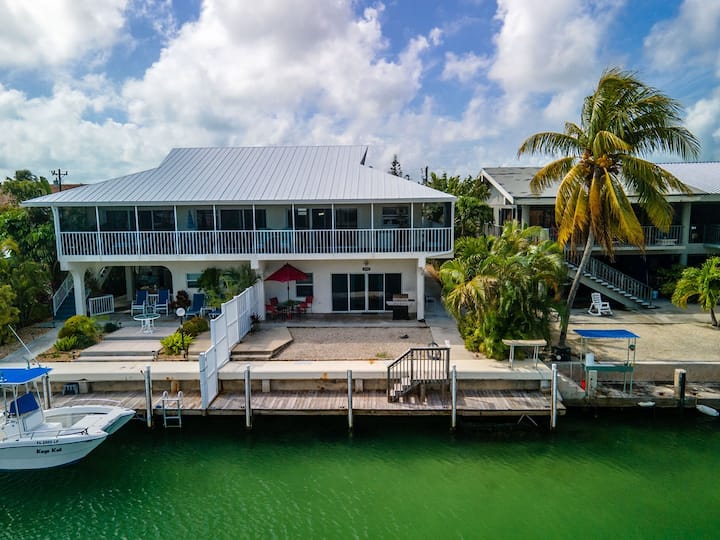 Mermaid Magic Ground Level 3bed/3bath Half Duplex In Kcb With Dockage & Cabana Club - Key Colony Beach, FL