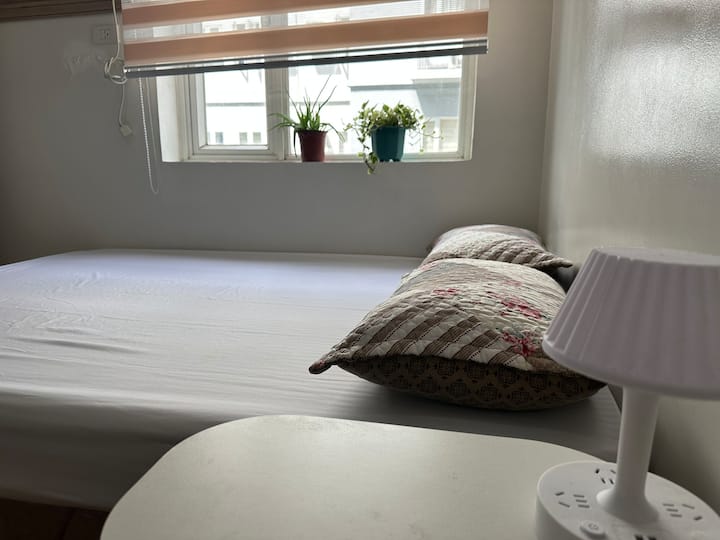 Staycation/long Stay At Trees Residence - Quezon City