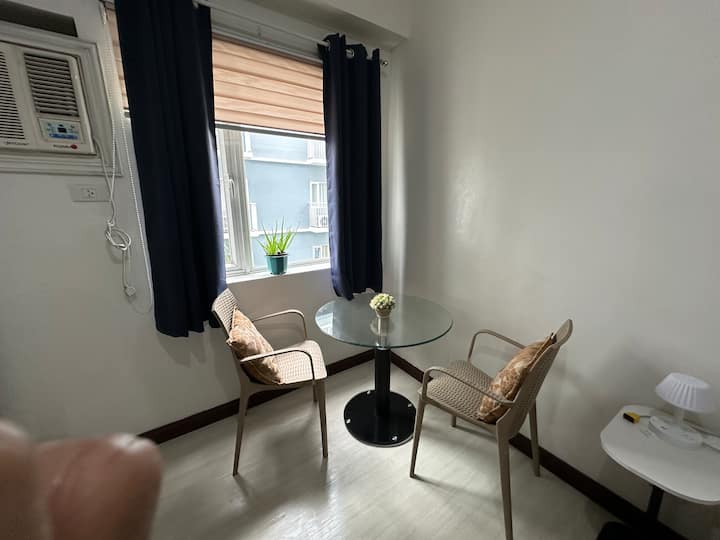 Staycation/long Stay At Trees Residence - Quezon City