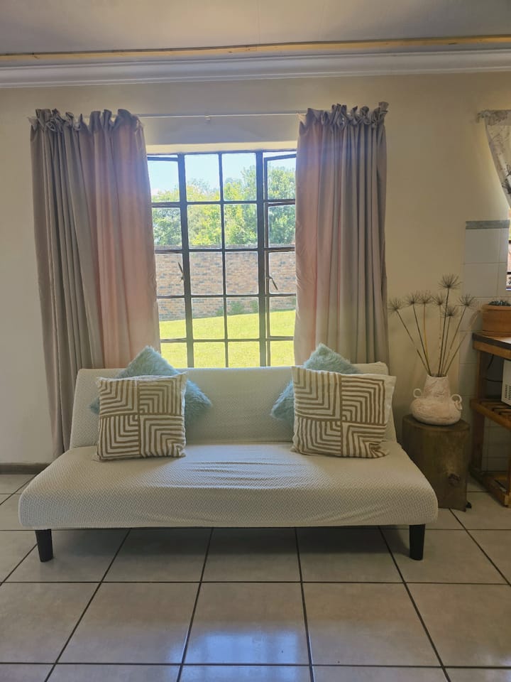 Rustique - Chique Country Cottage - Graskop