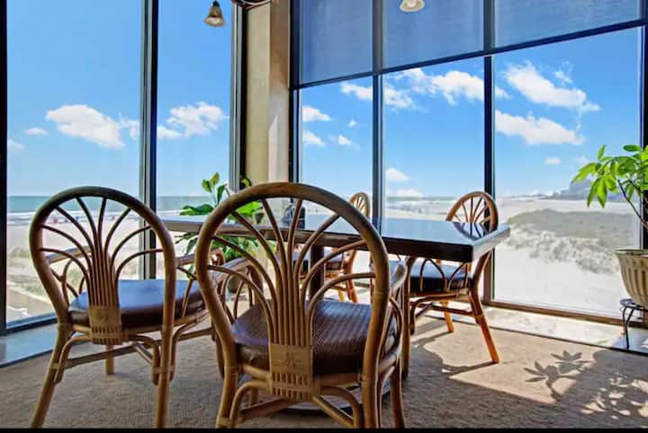 Ocean & Inlet Views, Oceanfront Private Beach Club - Myrtle Beach