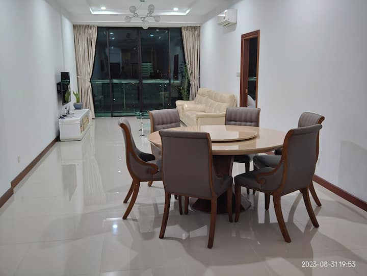 Imperial Suites Corner Lot @ Boulevard Kuching - Kuching