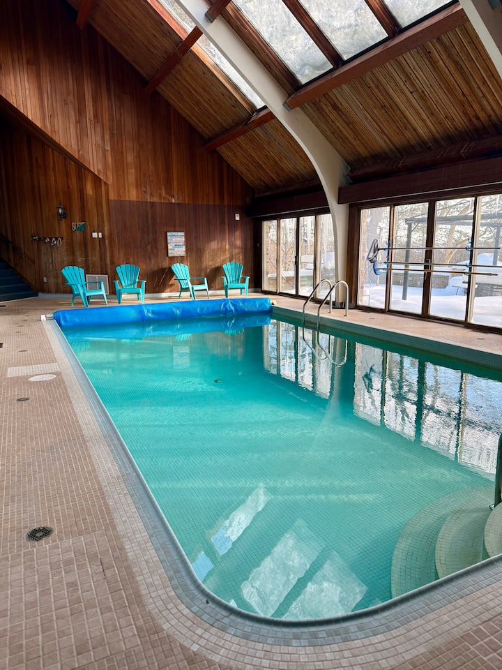 House On The Hill - Kitchener, ON, Canada