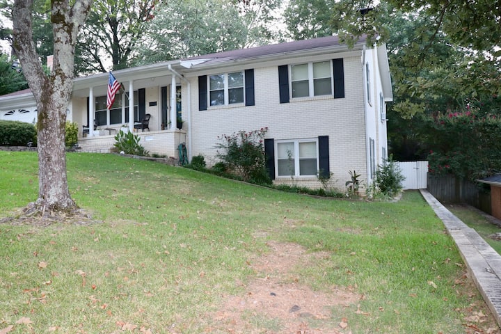 Spacious & Safe 900sf Private Sleeps 4 Kitch Wifi - Little Rock, AR