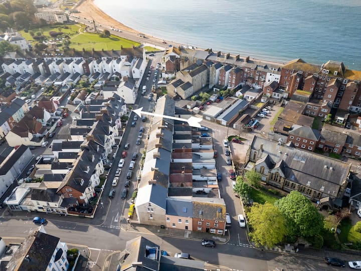 New Large House By The Beach Exmouth Sleeps 10 - Budleigh Salterton