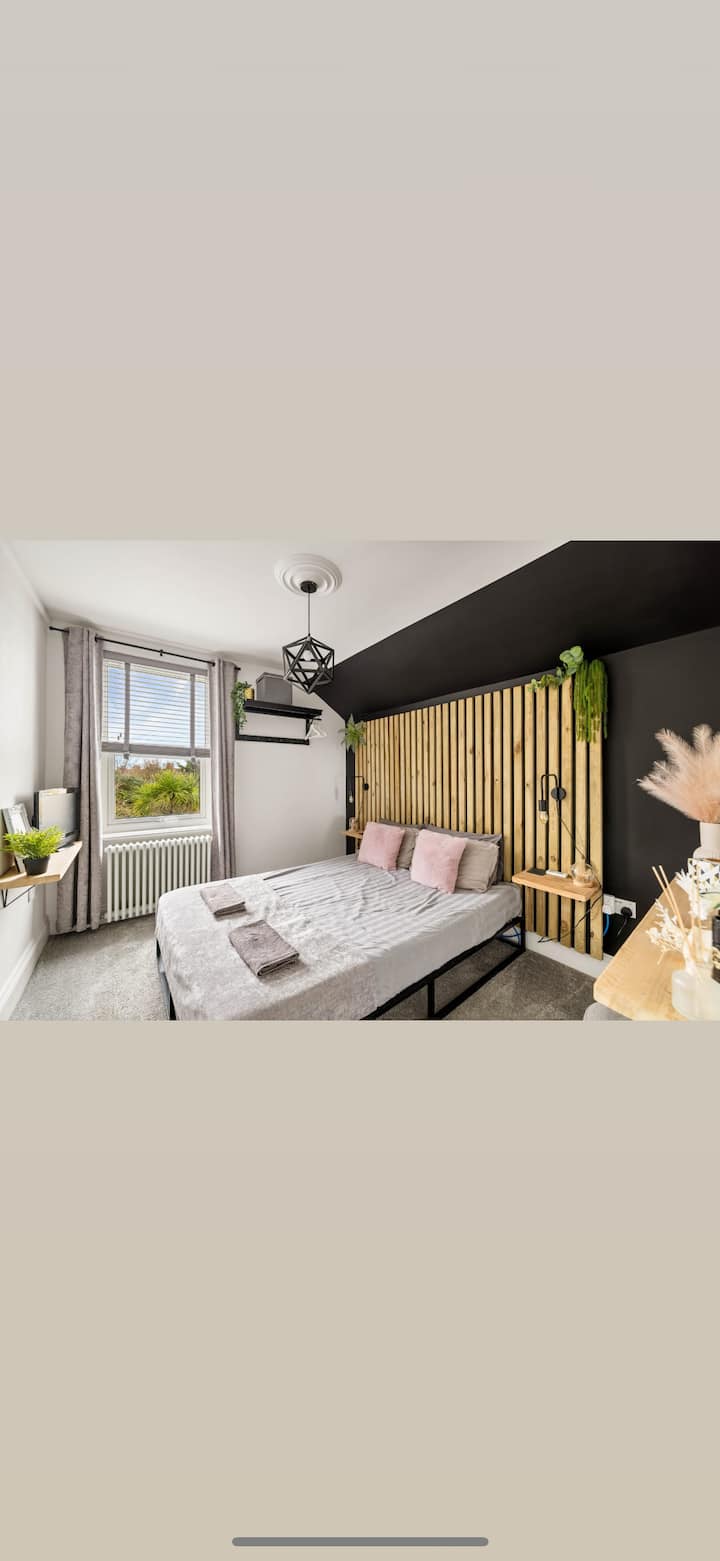 Beach & Creative Quarter (Tunnel & Port 15min) - Folkestone