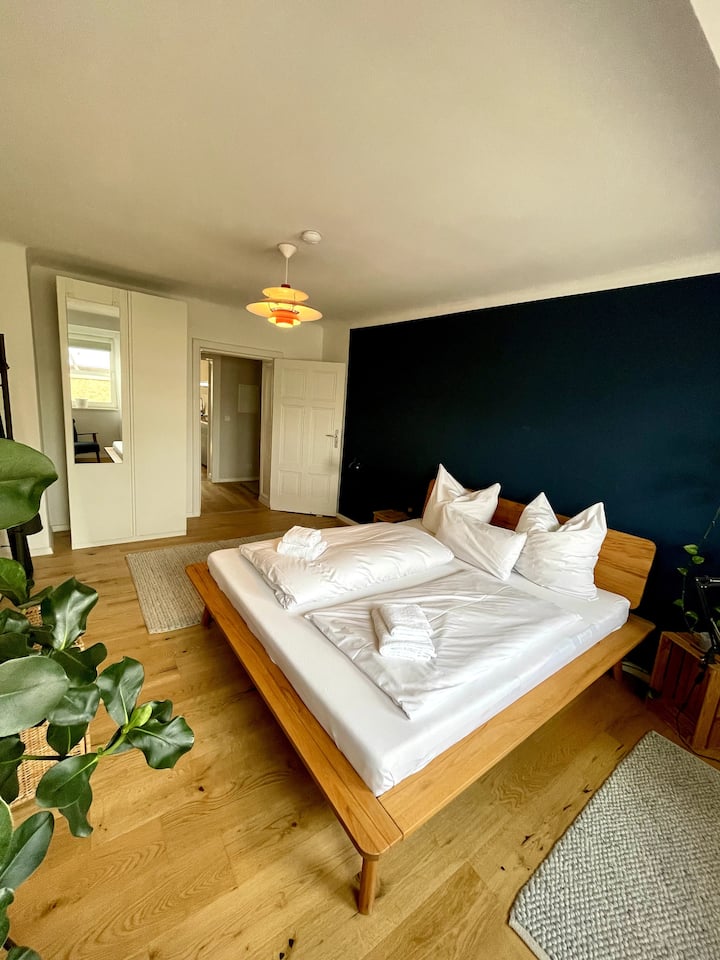 Modern Apartment Right At The Rosenthaler Platz - Berlin