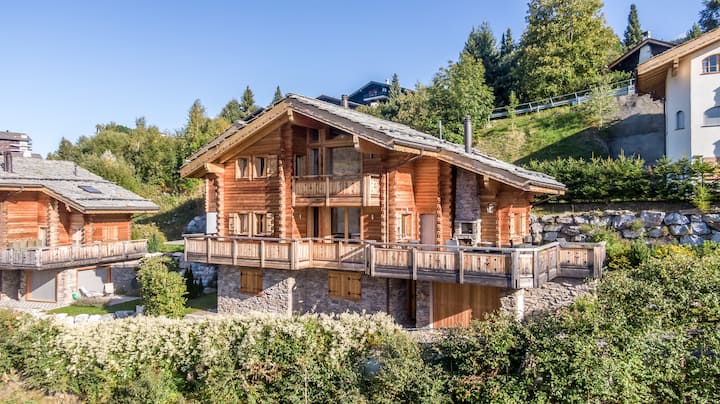 Luxurious Large Family Chalet Condor Close To Town - Canton du Valais