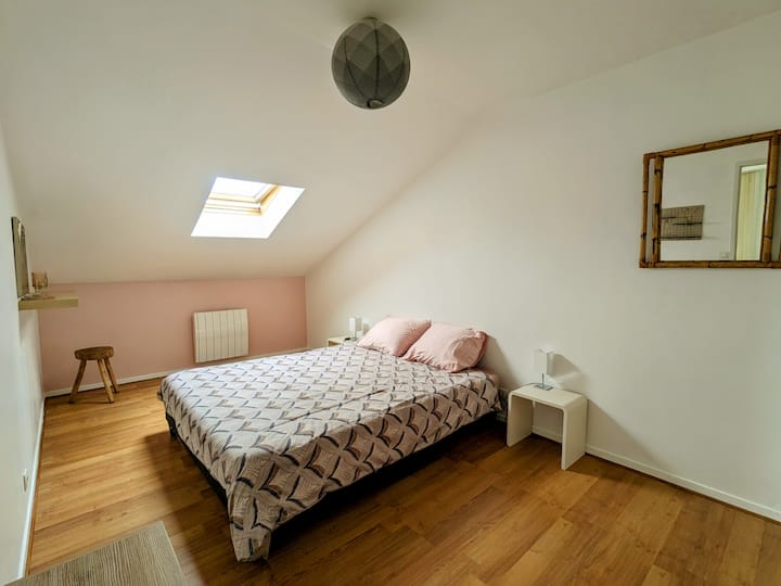 Chambre Agréable Entre Paris Et Disney - Champs-sur-Marne