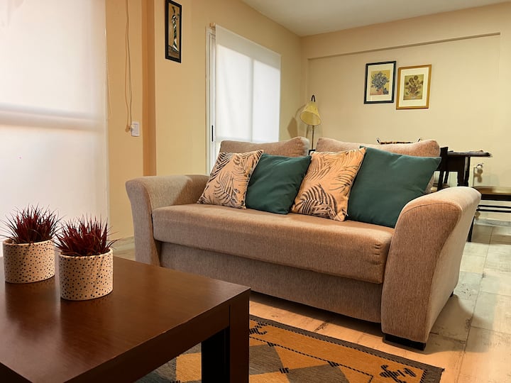 Los Olivos Suite, Apartment W/own Garage. Max-7pax - Cinco Saltos