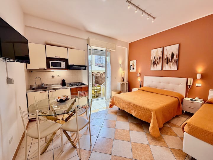 Monolocale In Residence, In Centro E Sul Mare - Cattolica