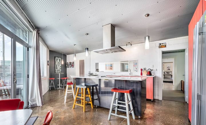 Ruby Soho Workshop Villa - Port Sorell