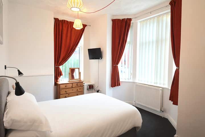 Apartment Priv Entrance + Carpark - Stockport