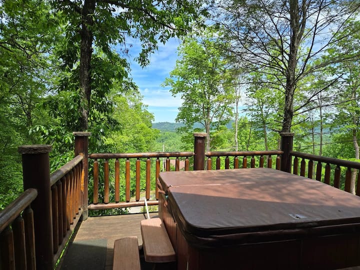 Bear Bottom. A Perfect Getaway After The Holidays! - Gatlinburg, TN