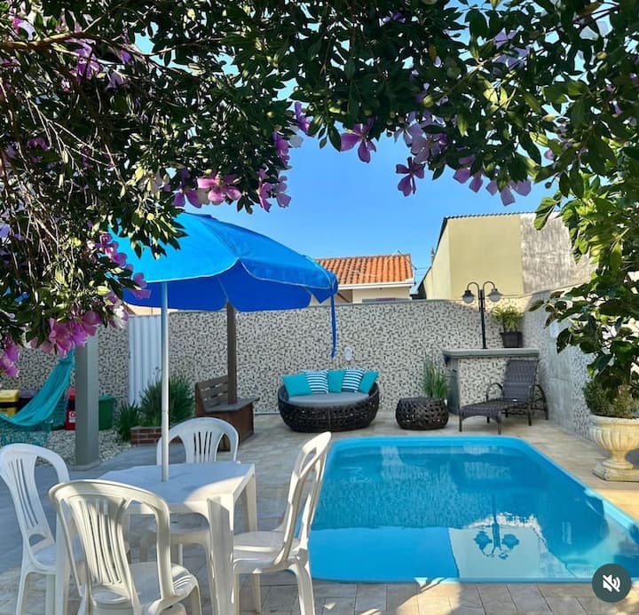 Casa Em Penha, Próx Ao Beto Carrero
Com Piscina - Penha