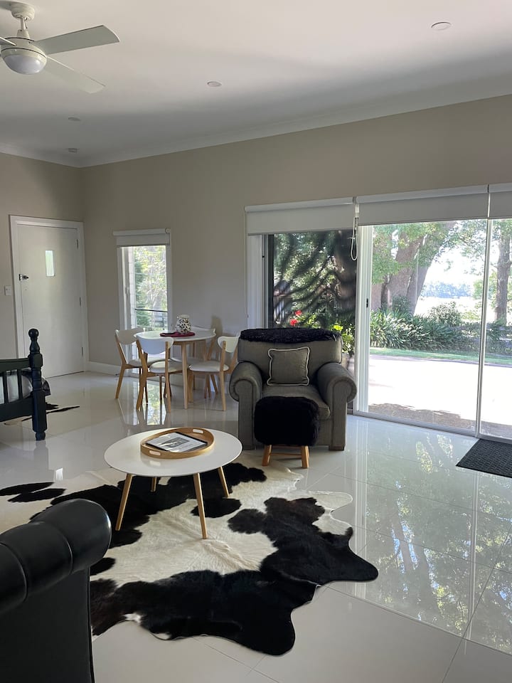 Studio B -  Situated Between Berry & Gerringong - Gerringong