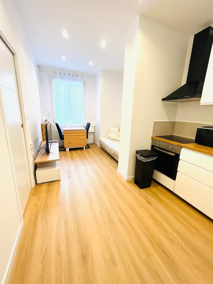 Beau T2 Cosy Refait à Neuf à 50m De La Plage - Marseille
