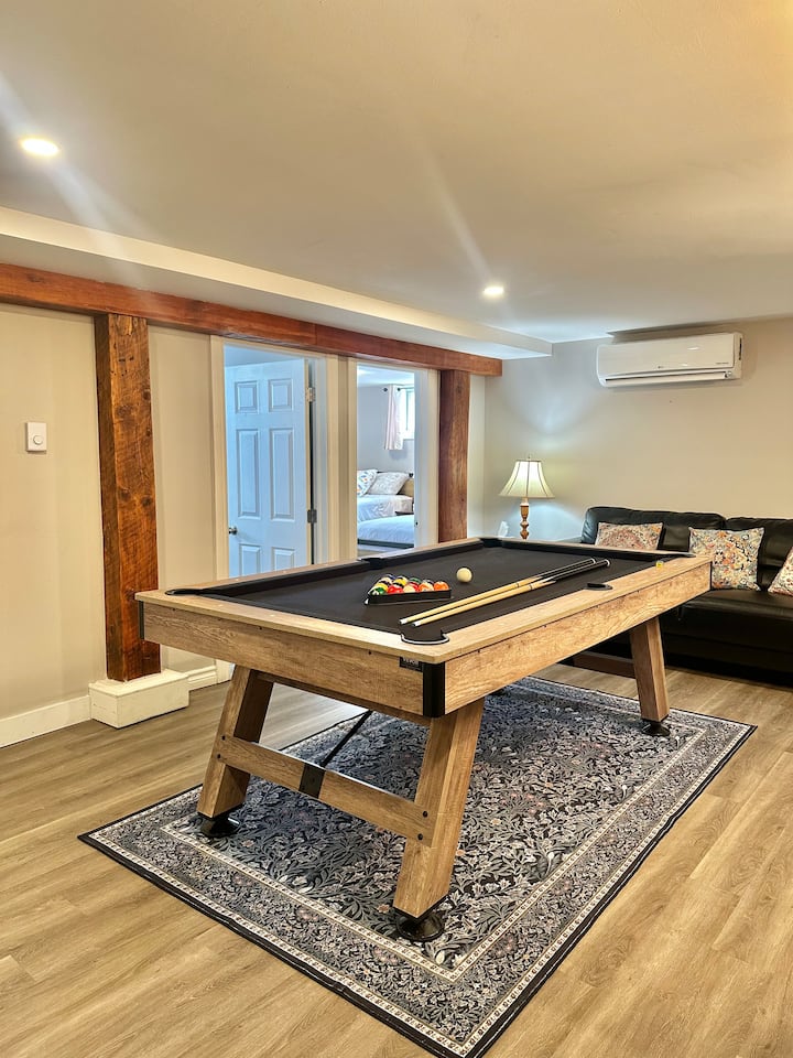 8-bed Central Location | Clean • Fast Wifi•parking - Moncton