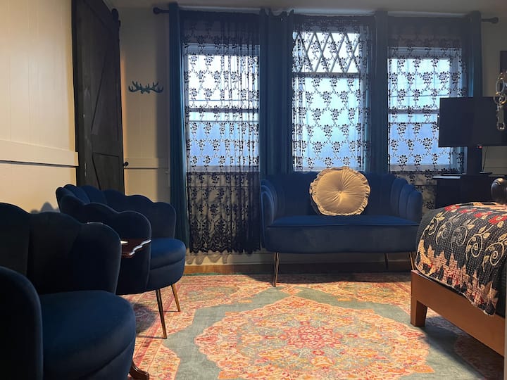 Starry Night Inn - Room 4 - The Stowaway - Seaside, OR