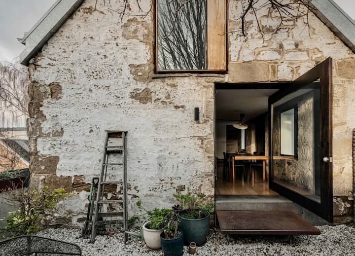 #Thebarntas - Tasmania