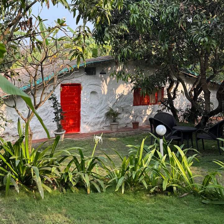 Cottage In Gholvad  Dahanu - Dahanu