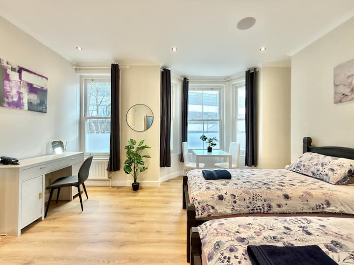 Beautiful Huge Twin Room In Central London - City of London