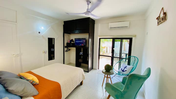 #1 Lovely Beach Apartment, Just Cross The Street! - Puerto Morelos