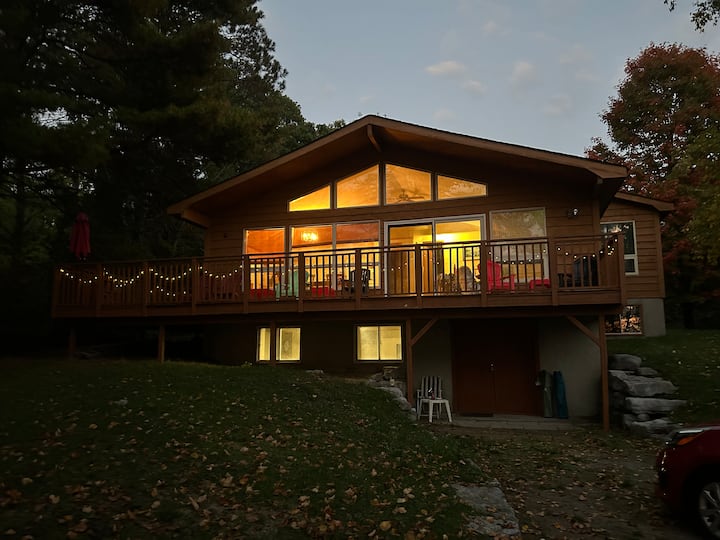 Pigeon Lake Family Sized Cottage - Bobcaygeon