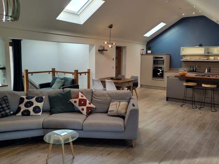 2 Barnagh Barn, Kirk Michael, Iom,  Im6 2hb - Isle of Man