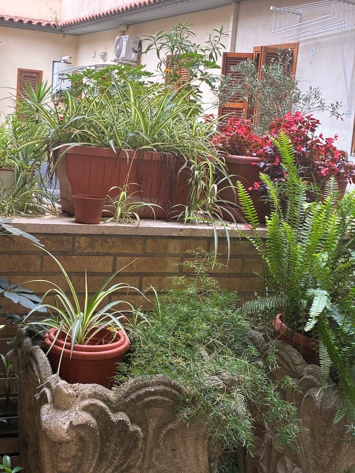 Romantic Happy Garden Loft Near Vatican City - Rome