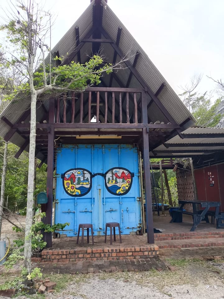Nami Bythesea | Dungun Ocean View | Blue Cabin - Malaysia