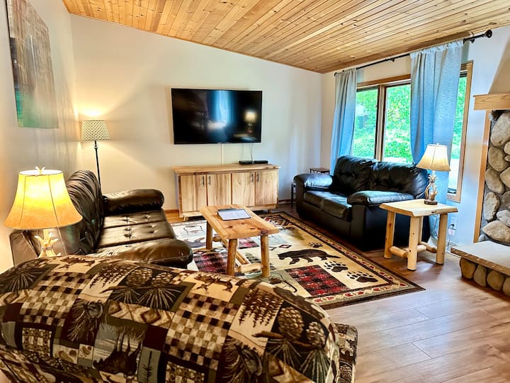 Cabin W/ Lake Access, Beach,playground,fireplace, - Au Train, MI