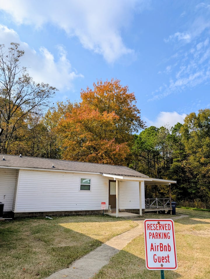 Peaceful Stay For Nurses Near Asu & Hospitals - Arkansas State University, Jonesboro